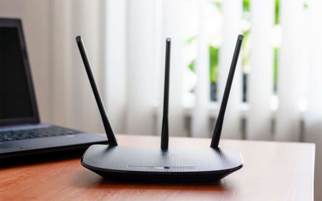 Top 9 Best Cheap Router under $100 | Technize